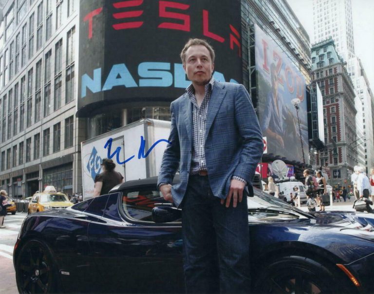 ELON MUSK SIGNED AUTOGRAPH 11X14 PHOTO - SPACEX & TESLA BILLIONAIRE ...