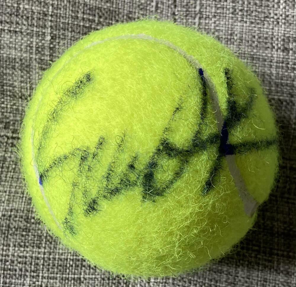 IGA SWIATEK SIGNED AUTOGRAPHED TENNIS BALL YOUNG CHAMPION STAR WITH COA ...