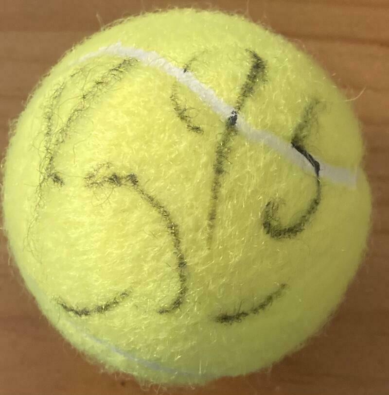 ROGER FEDERER SIGNED FULL AUTOGRAPH TENNIS LEGEND CHAMPION NEW BALL ...