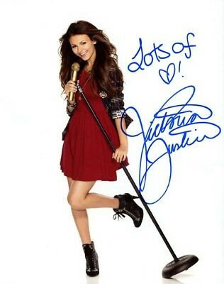 VICTORIA JUSTICE signed autographed 11x14 photo | Autographia
