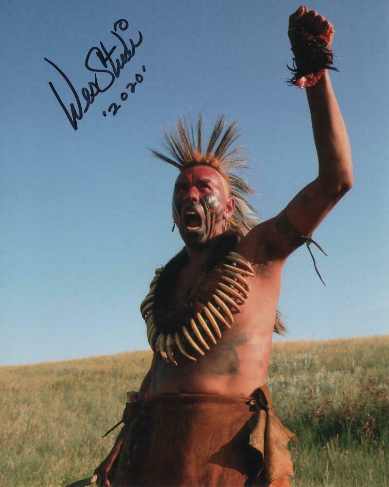WES STUDI SIGNED AUTOGRAPH 8X10 PHOTO - THE LAST OF THE MOHICANS, HOSTILES, RARE | Autographia