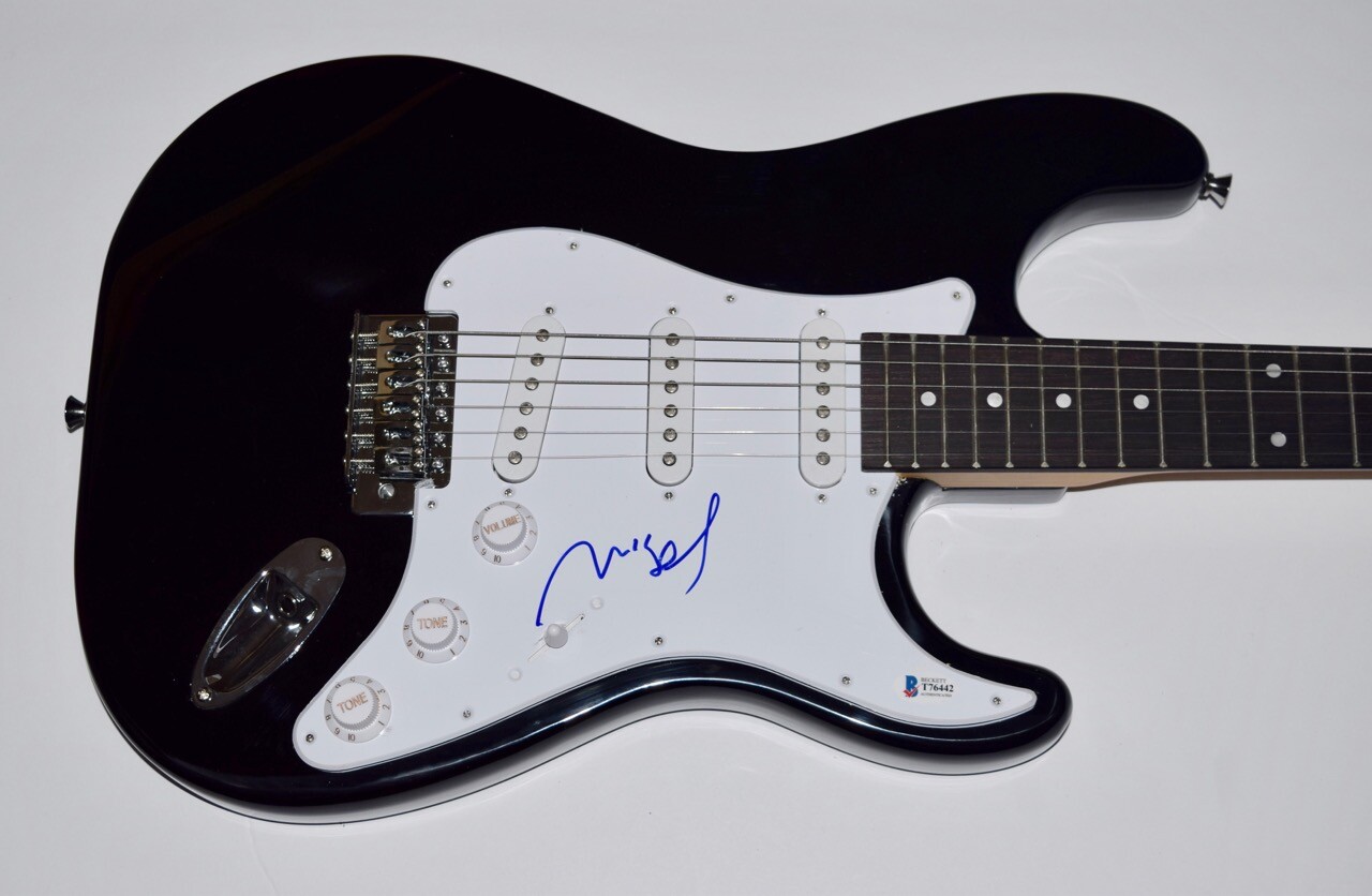 Christopher Guest Signed Electric Guitar THIS IS SPINAL TAP Beckett BAS ...