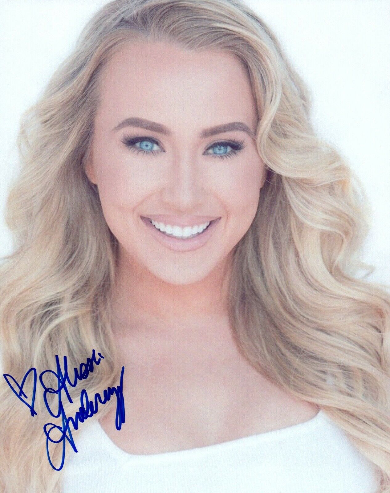 Alissa Anderegg Signed Autographed 8x10 Photo Model Actress COA ...