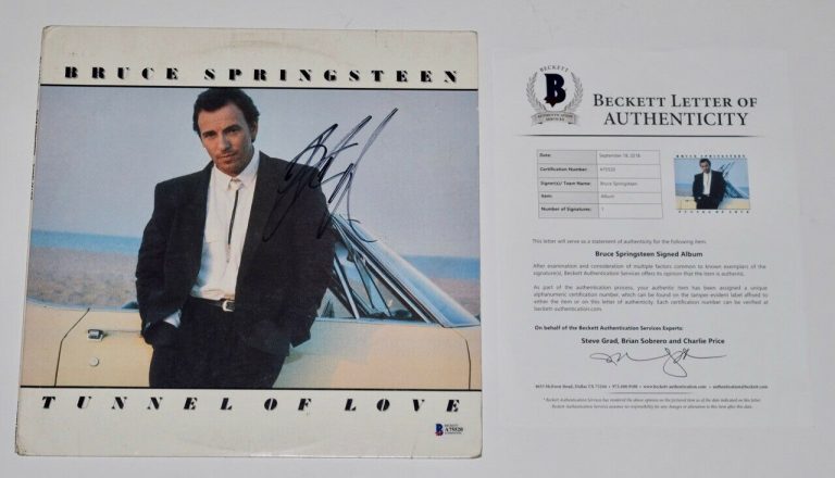 Authentic Signed Bruce Springsteen Memorabilia - Autographed Guitar ...