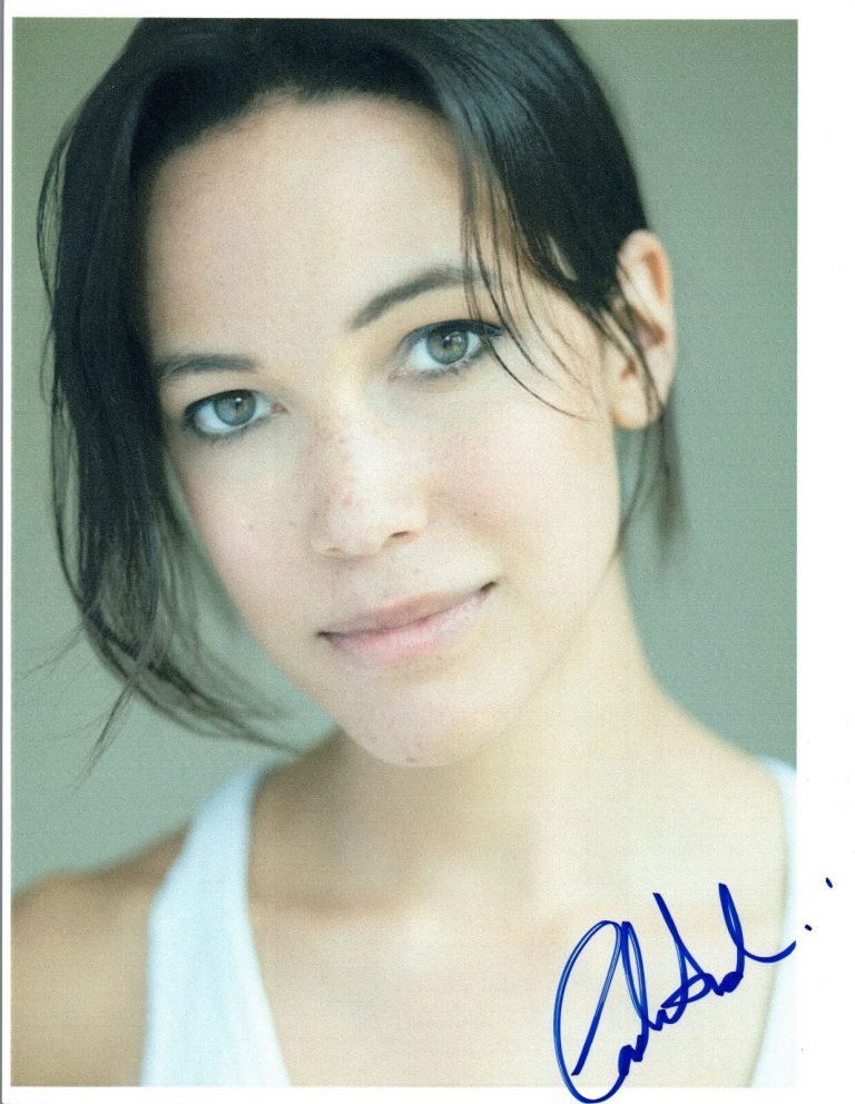 Caroline Ford Signed Autographed 8x10 Photo Once Upon A Time Sexy Model ...