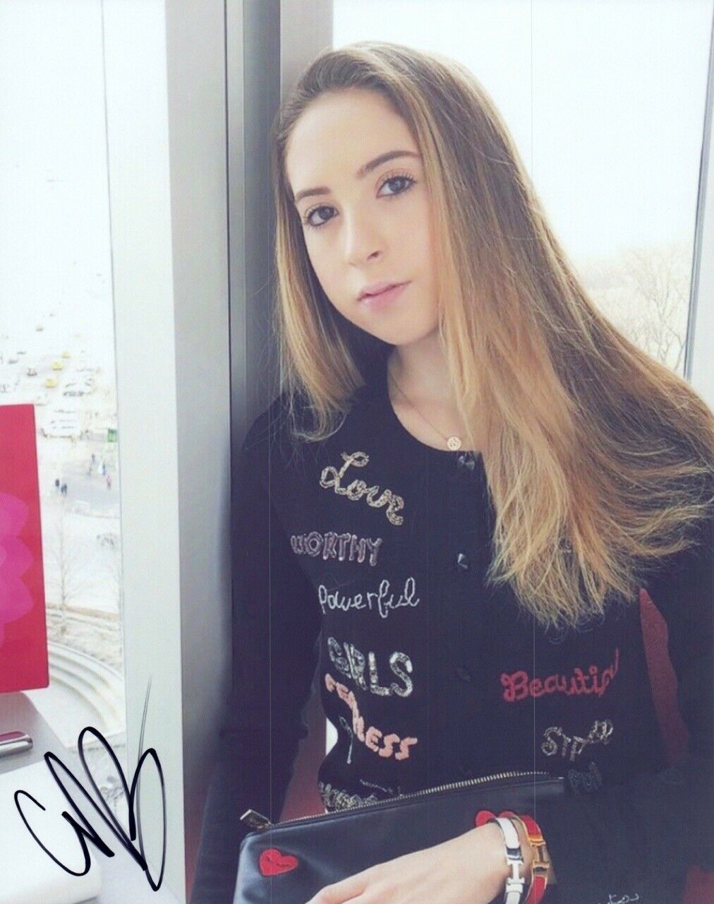 Carrie Berk Signed Autographed 8x10 Photo COA | Autographia