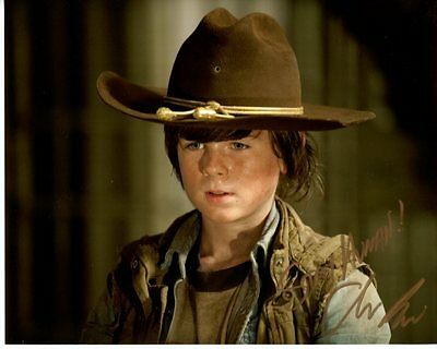 CHANDLER RIGGS signed autograph THE WALKING DEAD CARL GRIMES photo ...