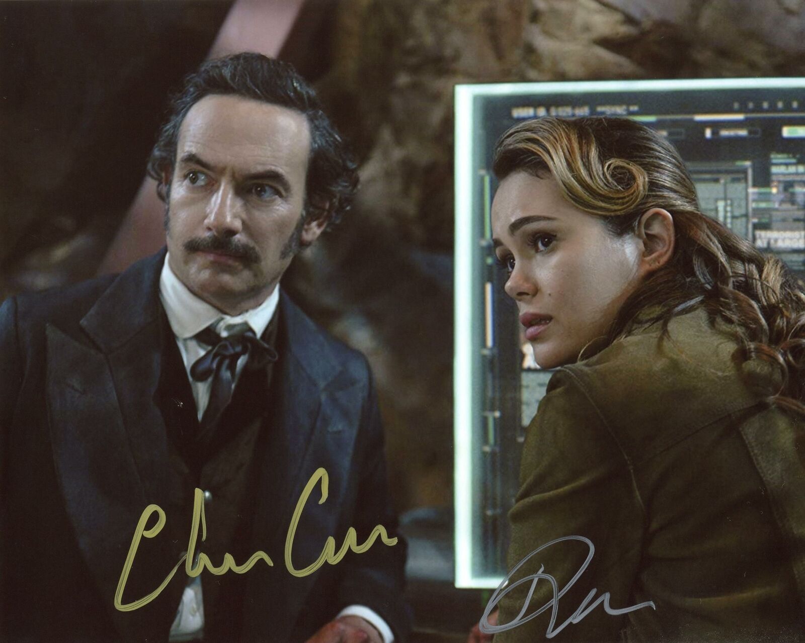 Chris Conner & Dina Shihabi "Altered Carbon" AUTOGRAPHS Signed 8x10 ...