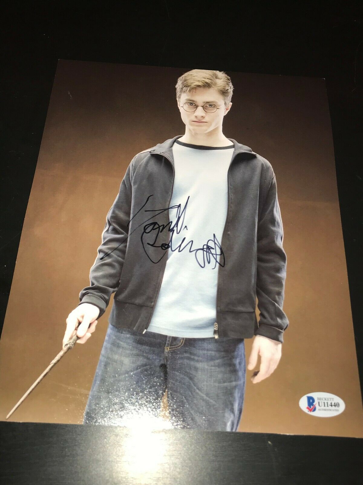 DANIEL RADCLIFFE SIGNED AUTOGRAPH 8x10 PHOTO HARRY POTTER BECKETT BAS ...
