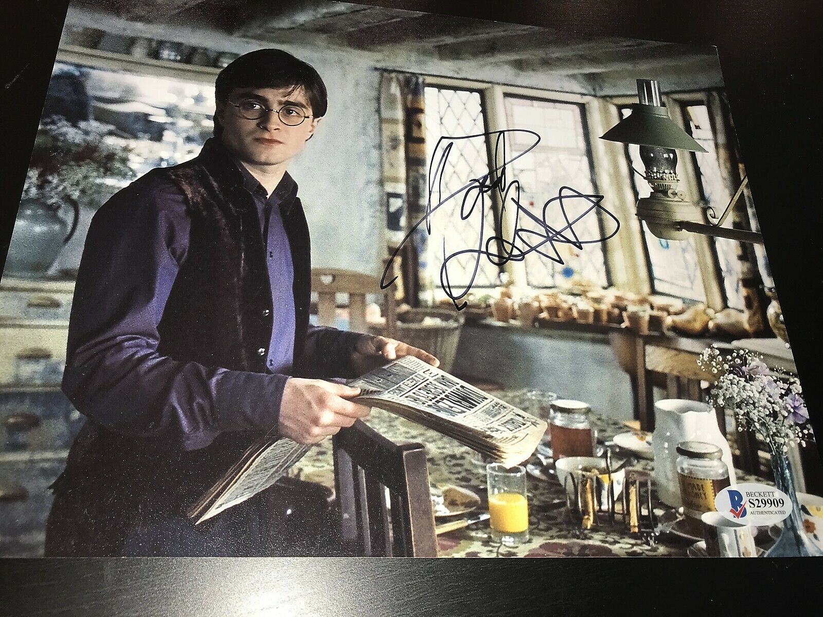 DANIEL RADCLIFFE SIGNED AUTOGRAPH 8x10 PHOTO HARRY POTTER BECKETT COA ...