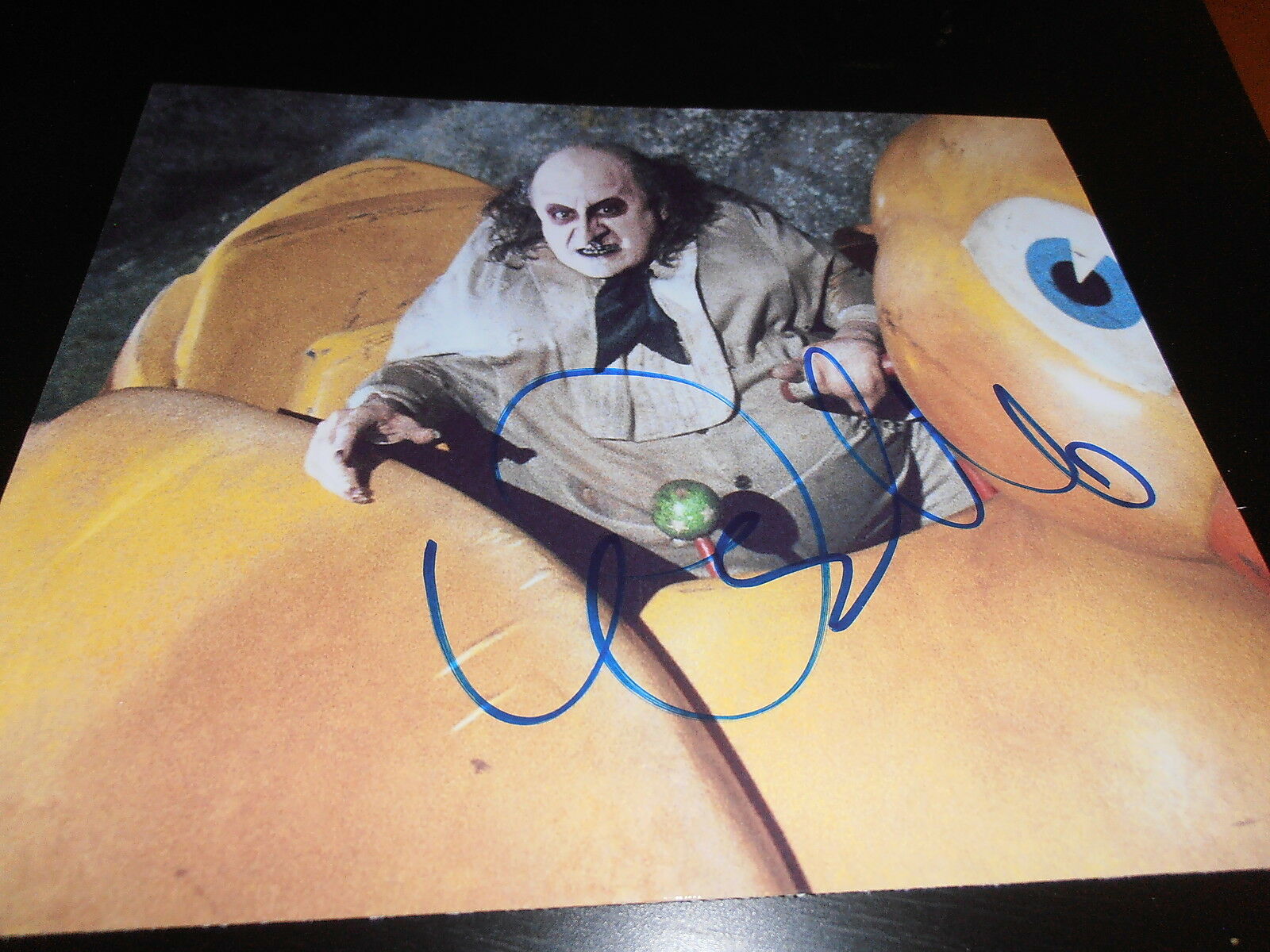 DANNY DEVITO SIGNED AUTOGRAPH 8x10 PHOTO BATMAN PENGUIN DUCKIE ICONIC ...