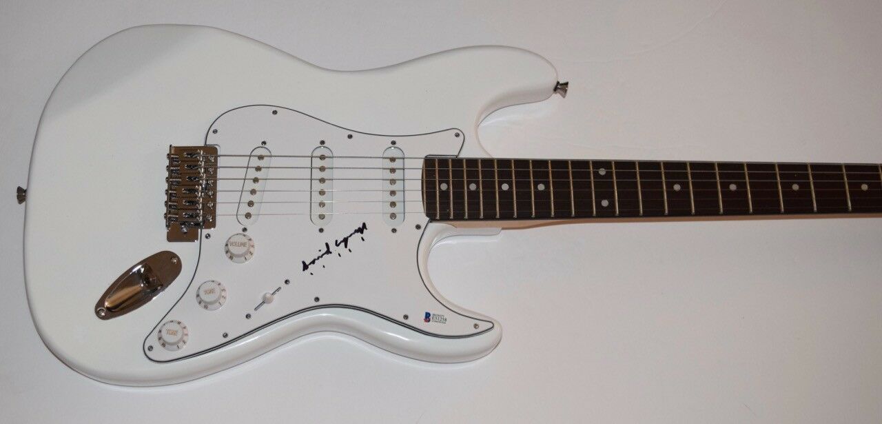 David Lynch Signed Autograph Electric Guitar Twin Peaks Dune Director ...