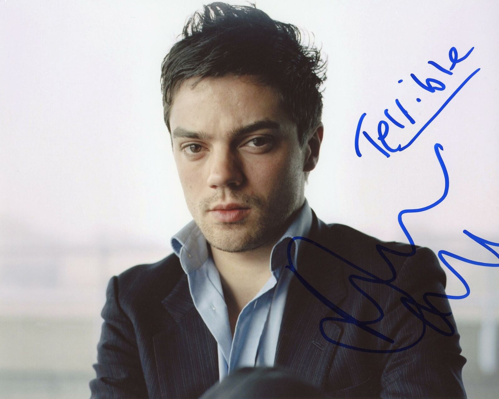 Dominic Cooper AUTOGRAPH Signed 8x10 Photo ACOA Collectible Memorabilia ...