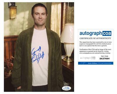 Garret Dillahunt "Raising Hope" AUTOGRAPH Signed 'Burt Chance' 8x10 ...