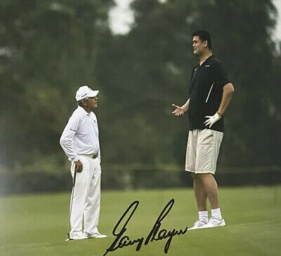 Gary Player signed autographed 8x10 photo Yao Ming | Autographia