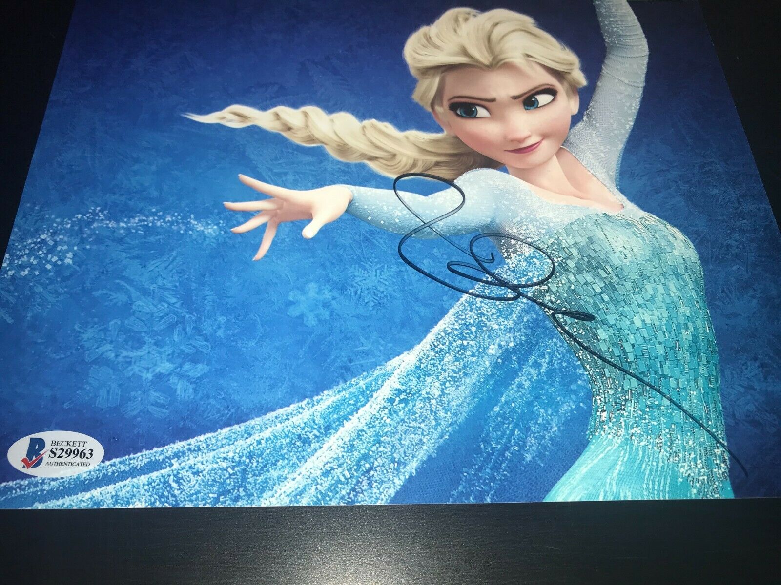 IDINA MENZEL SIGNED AUTOGRAPH 8x10 PHOTO FROZEN ELSA IN PERSON BECKETT ...