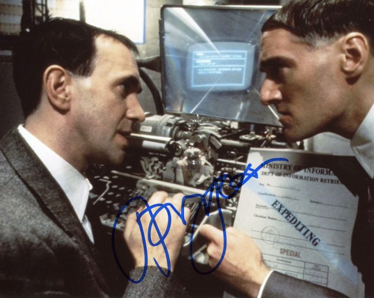 Jonathan Pryce "Brazil" AUTOGRAPH Signed 'Sam Lowry' 8x10 Photo C ACOA ...