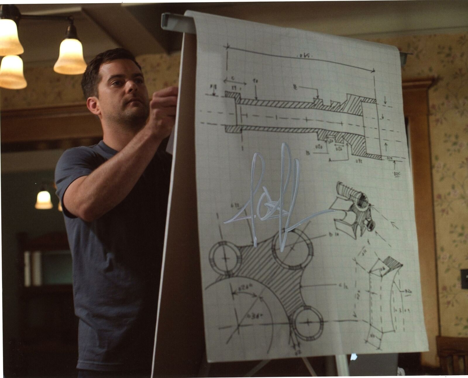 Joshua Jackson "Fringe" AUTOGRAPH Signed 'Peter Bishop' 8x10 Photo ...