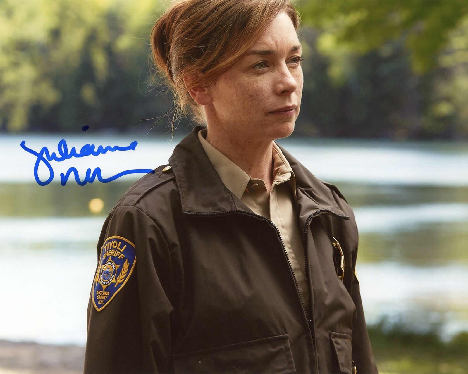 Julianne Nicholson "Eyewitness" AUTOGRAPH Signed 'Helen Torrance' 8x10 ...