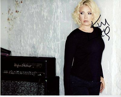 KIM WILDE Signed Autographed Photo | Autographia