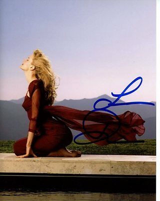 LAURA DERN signed autographed photo | Autographia