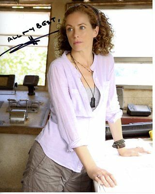 LESLIE HOPE signed autographed THE RIVER TESS COLE photo | Autographia