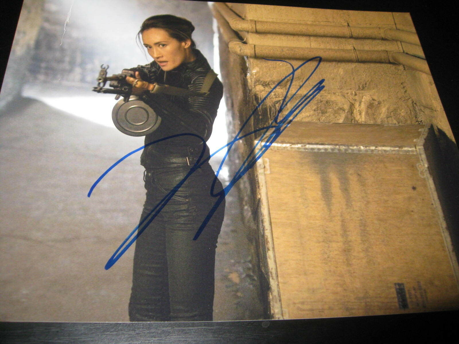 Maggie Q Signed Autograph 8x10 Photo Sexy Babe Bikini Die Hard