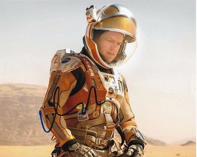 MATT DAMON Signed Autographed THE MARTIAN MARK WATNEY Photo | Autographia