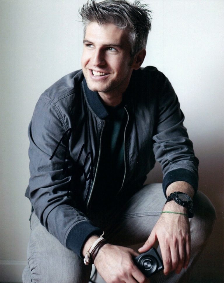 Max Joseph Signed Autograph 8x10 Photo CATFISH We Are Your Friends ...