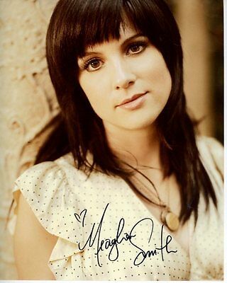 MEAGHAN SMITH Signed Autographed Photo | Autographia