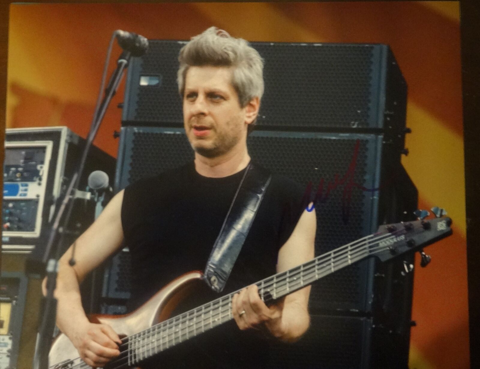 MIKE GORDON BASSIST PHISH SIGNED AUTOGRAPHED 8X10 PHOTO FLAWLESS #1 ...