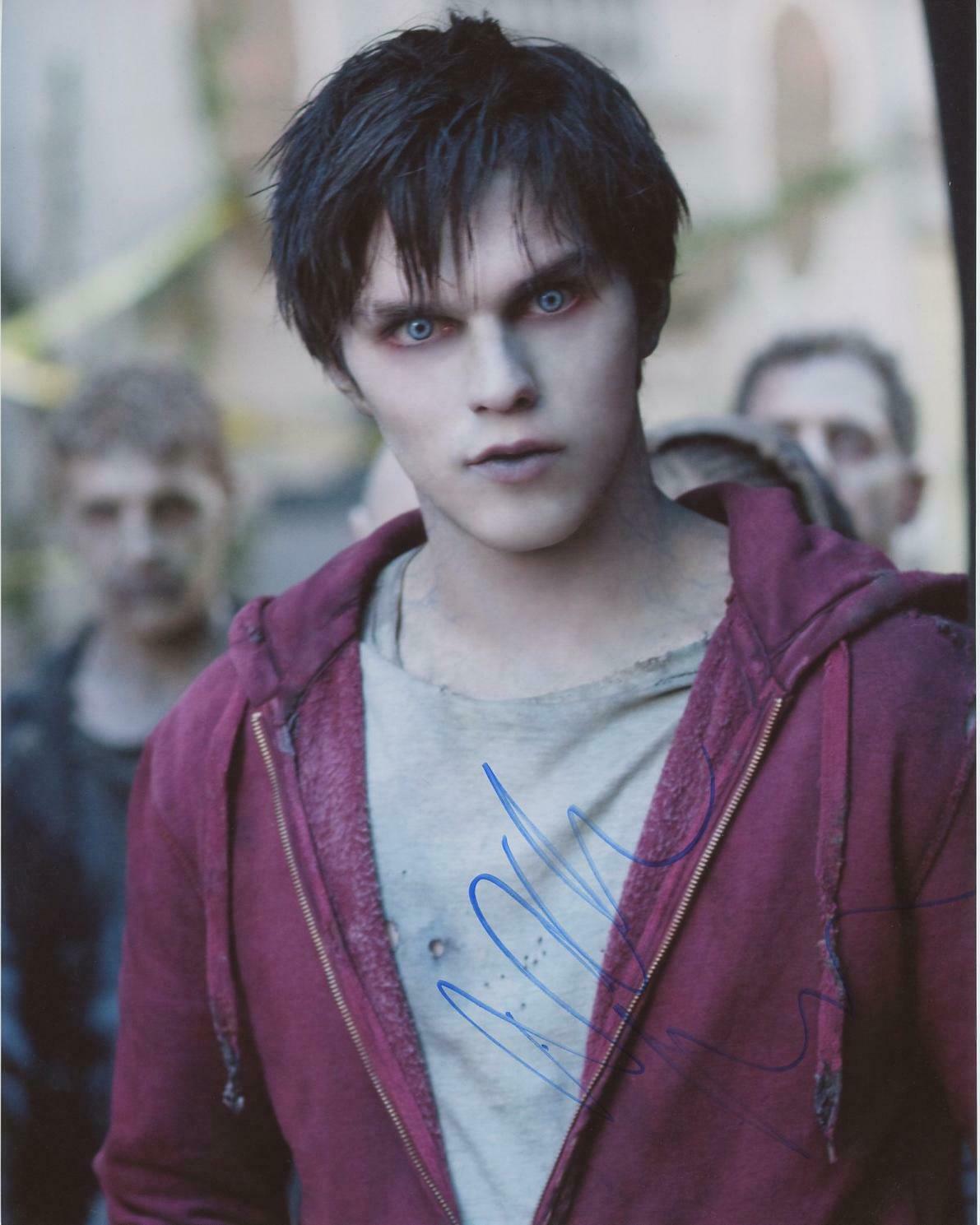 Nicholas Hoult "Warm Bodies" AUTOGRAPH Signed 8x10 Photo Collectible ...