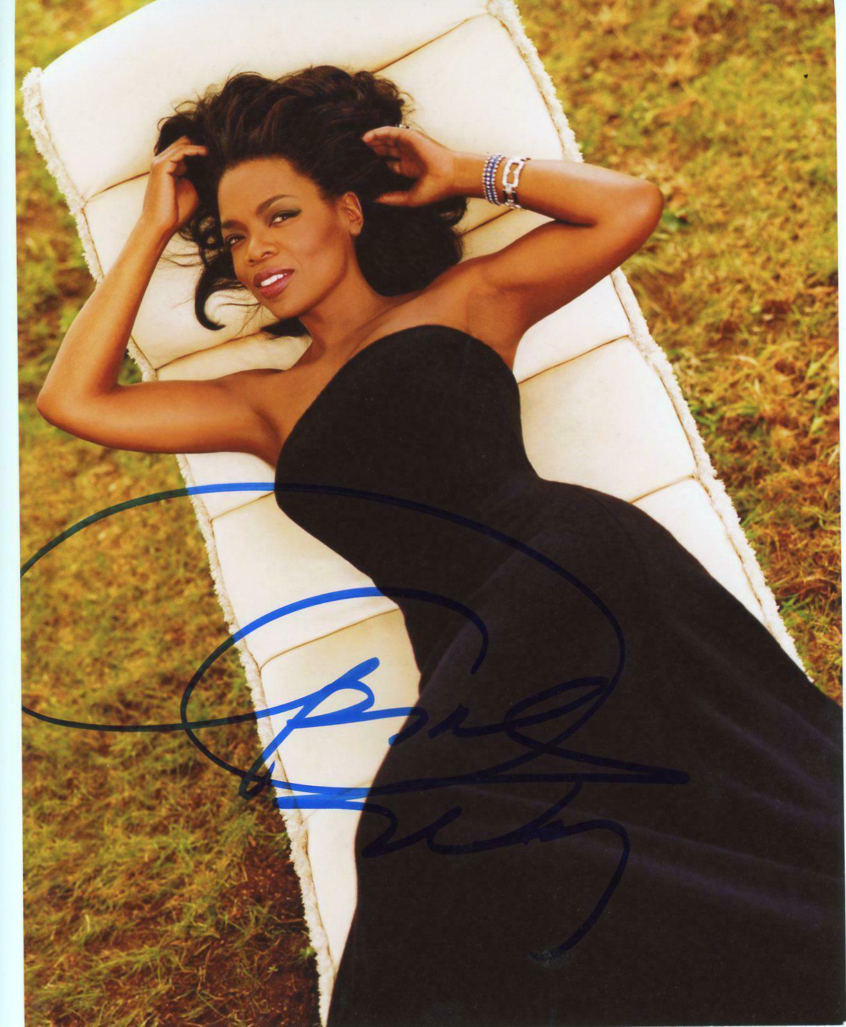 Oprah Winfrey AUTOGRAPH Signed 8x10 Photo C ACOA Collectible ...