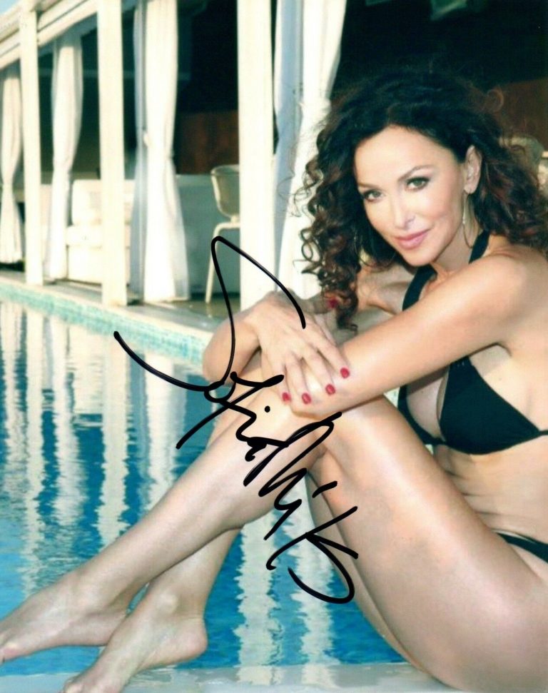 Sofia Milos Signed Autograph 8x10 Photo Sexy CSI MIAMI Actress Bikini Pose COA | Autographia