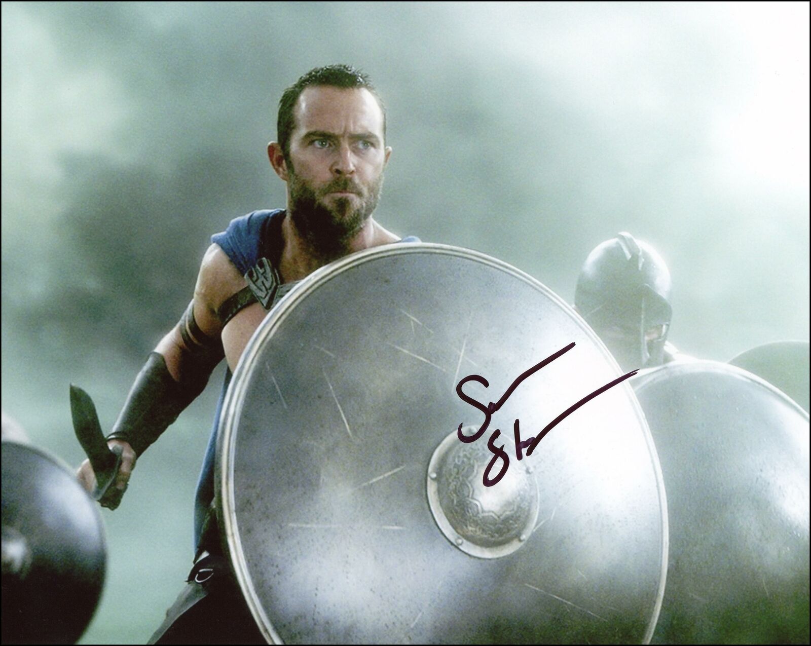 Sullivan Stapleton "300: Rise of an Empire" AUTOGRAPH Signed 8x10 Photo ...