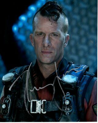 THOMAS JANE Signed THE EXPANSE JOE MILLLER Photo w/ Hologram COA ...