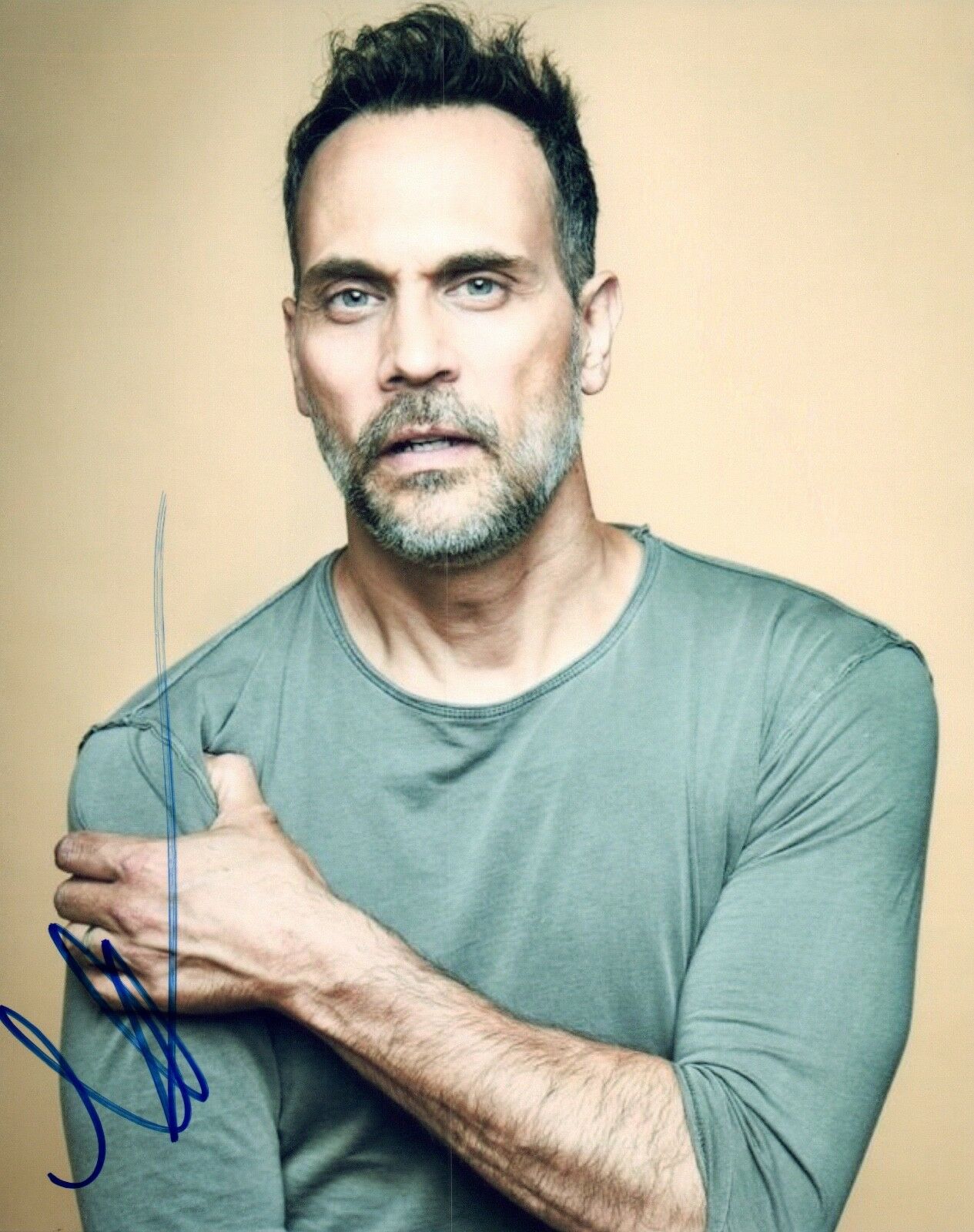 Todd Stashwick Signed Autographed 8x10 Photo 12 MONKEYS Handsome Actor ...