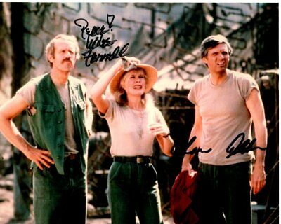 ALAN ALDA and MIKE FARRELL signed autographed M*A*S*H photo | Autographia