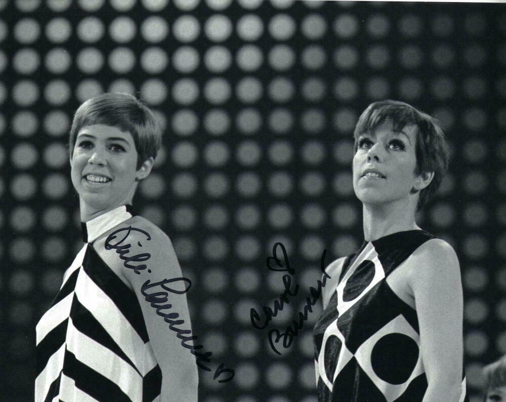 CAROL BURNETT & VICKI LAWRENCE DUAL SIGNED AUTOGRAPH 8X10 PHOTO ...