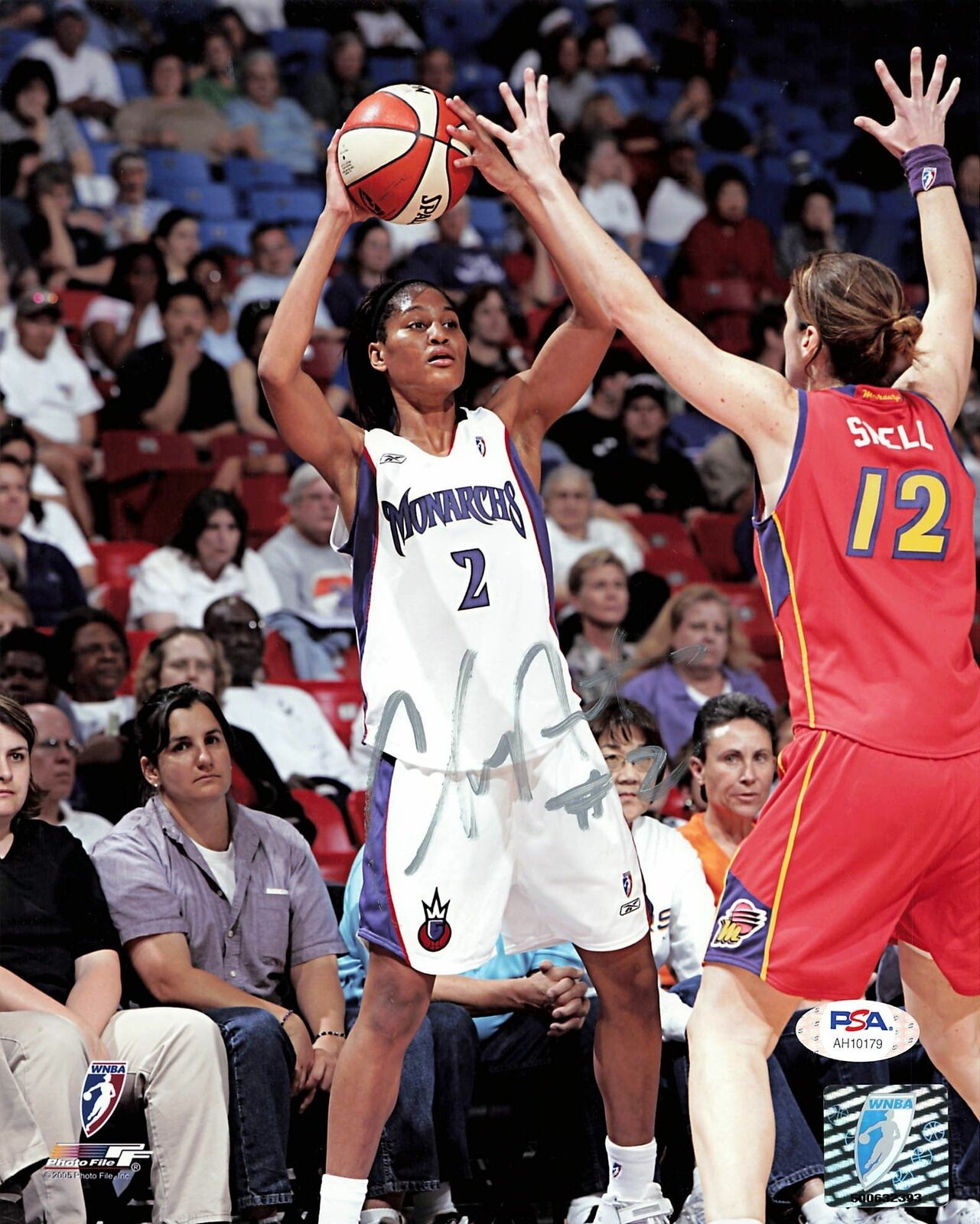 Chelsea Newton Signed 8x10 photo WNBA PSA/DNA Autographed Monarchs ...