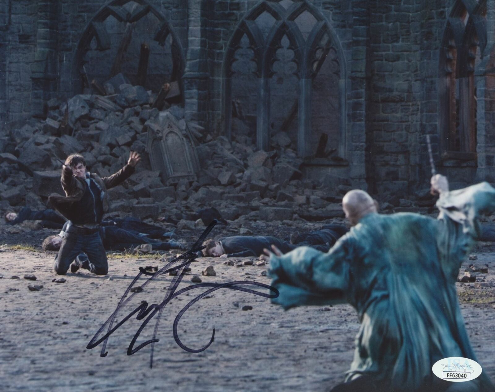 DANIEL RADCLIFFE SIGNED HARRY POTTER 8X10 PHOTO JSA | Autographia