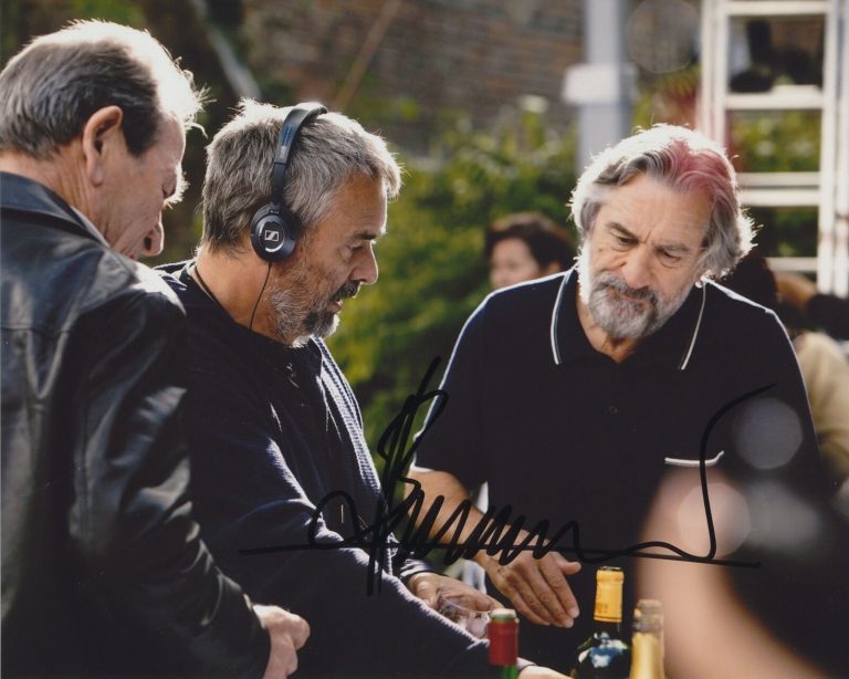 LUC BESSON SIGNED THE FAMILY 8X10 PHOTO | Autographia