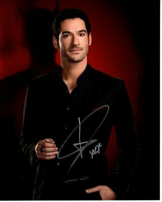 TOM ELLIS signed 8x10 LUCIFER MORNINGSTAR photo | Autographia