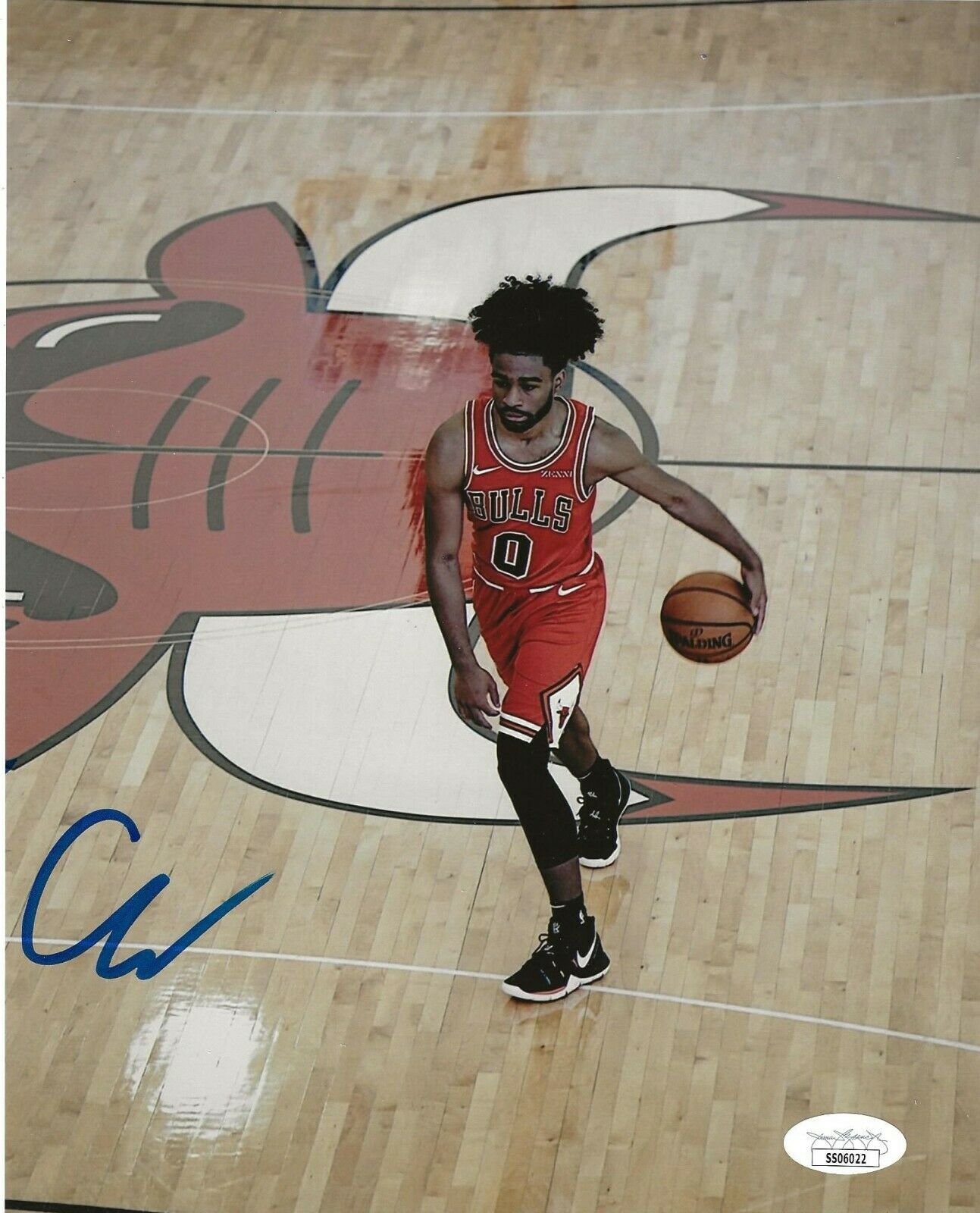 Coby White signed Chicago Bulls 8x10 photo autographed 7 JSA | Autographia