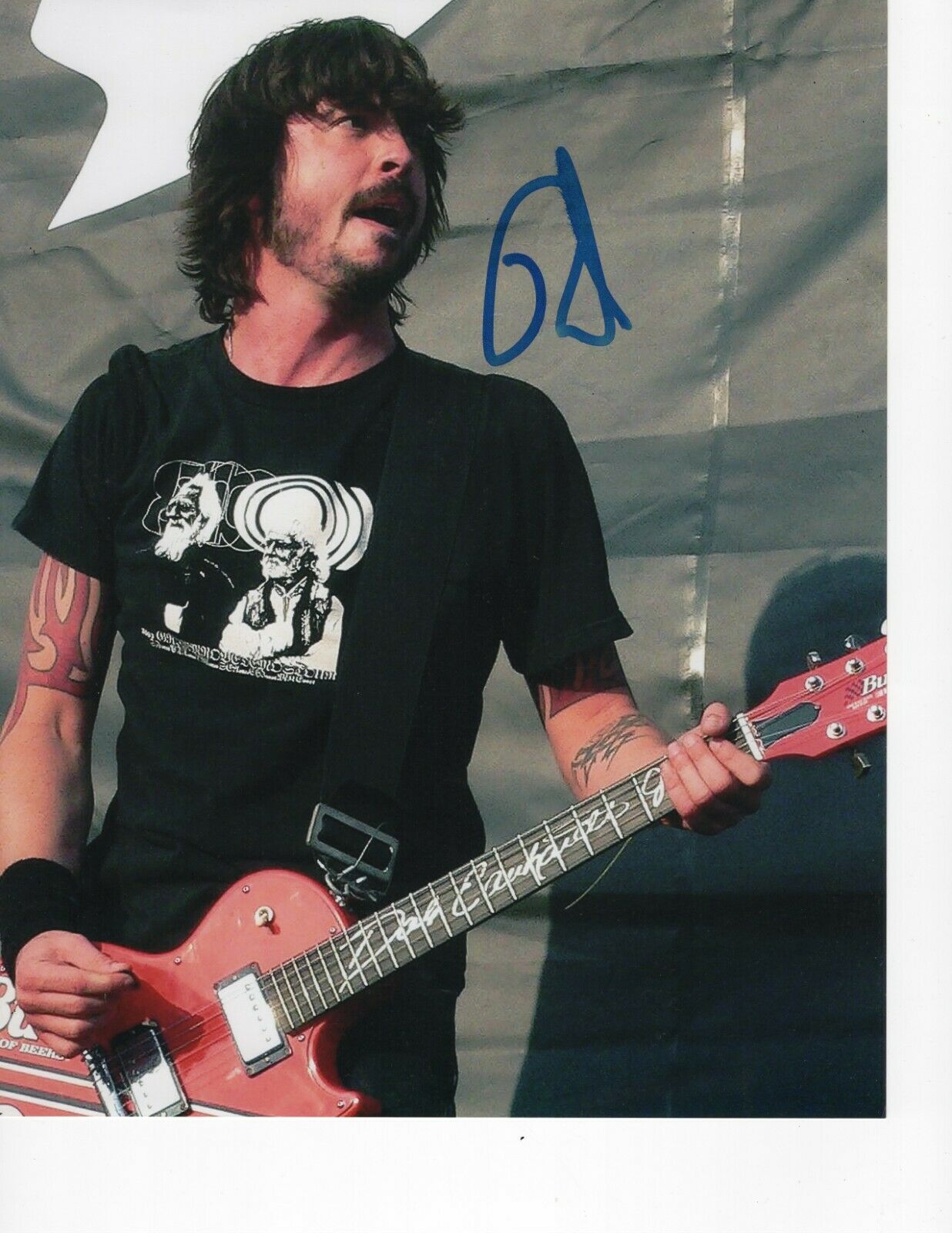 DAVE GROHL PLAYING RED GUITAR FOO FIGHTERS SIGNED 8X10 | Autographia