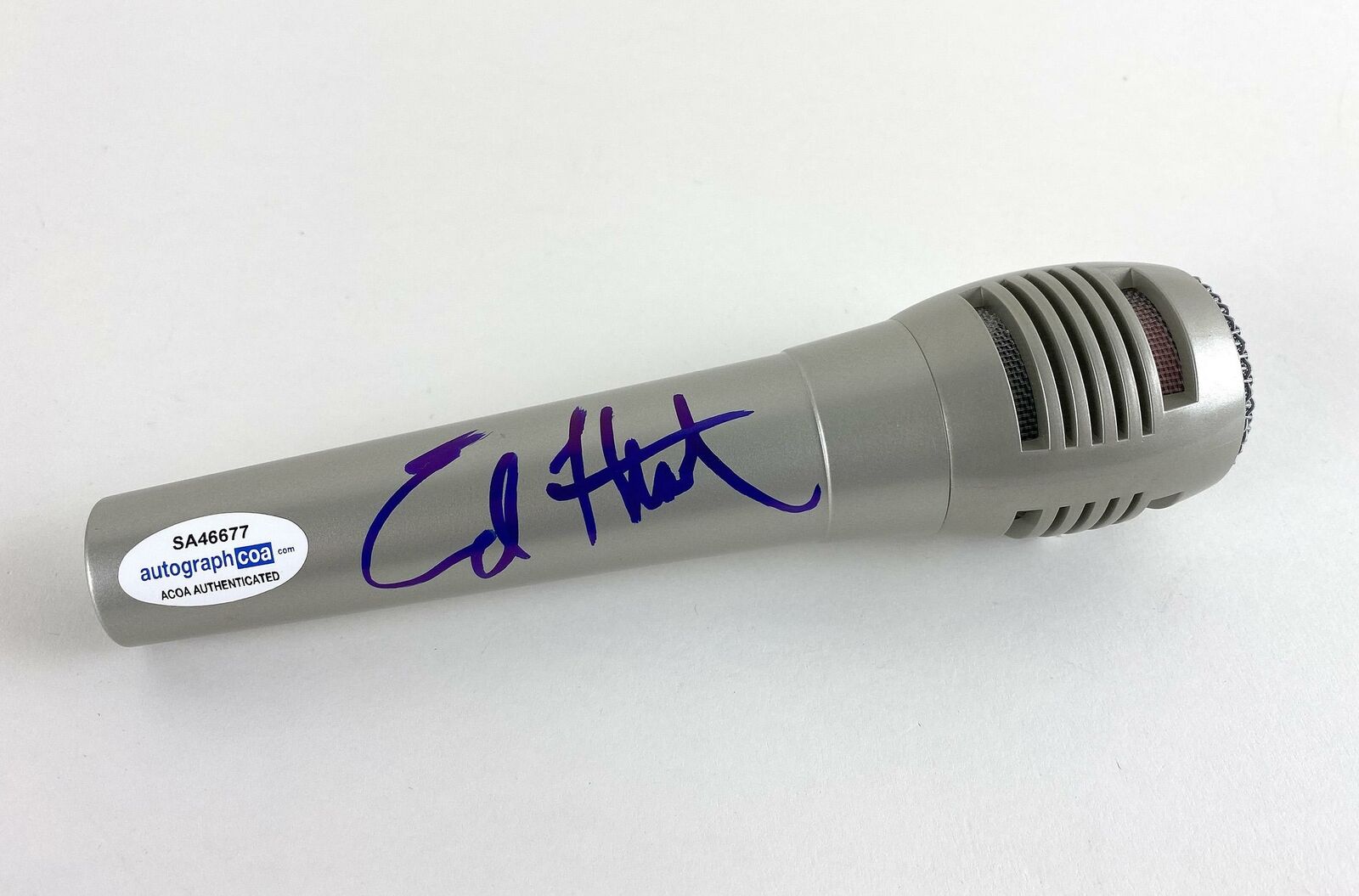 Ed Helms "The Office" AUTOGRAPH Signed 'Andy Bernard' Mic Microphone ...