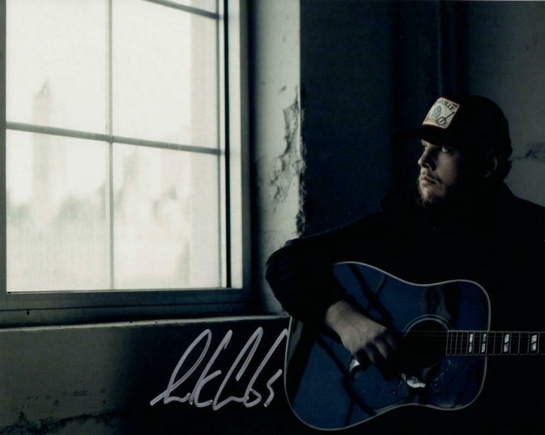 LUKE COMBS SIGNED AUTOGRAPH 8X10 PHOTO - THIS ONE'S FOR YOU, COUNTRY ...