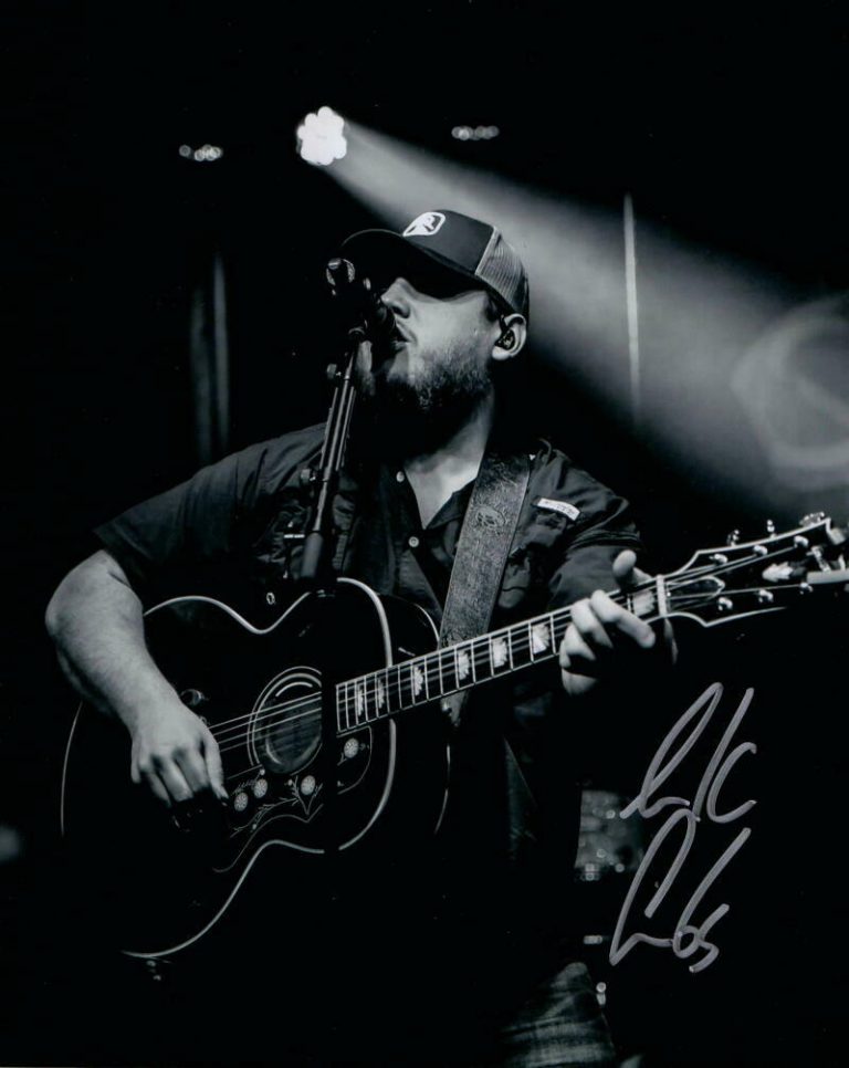 LUKE COMBS SIGNED AUTOGRAPH 8X10 PHOTO - THIS ONE'S FOR YOU, COUNTRY ...