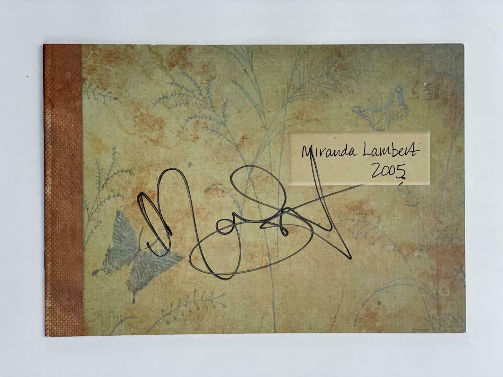 MIRANDA LAMBERT SIGNED AUTOGRAPH 2005 MEMORIES ALBUM INSERT PHOTO BOOK ...