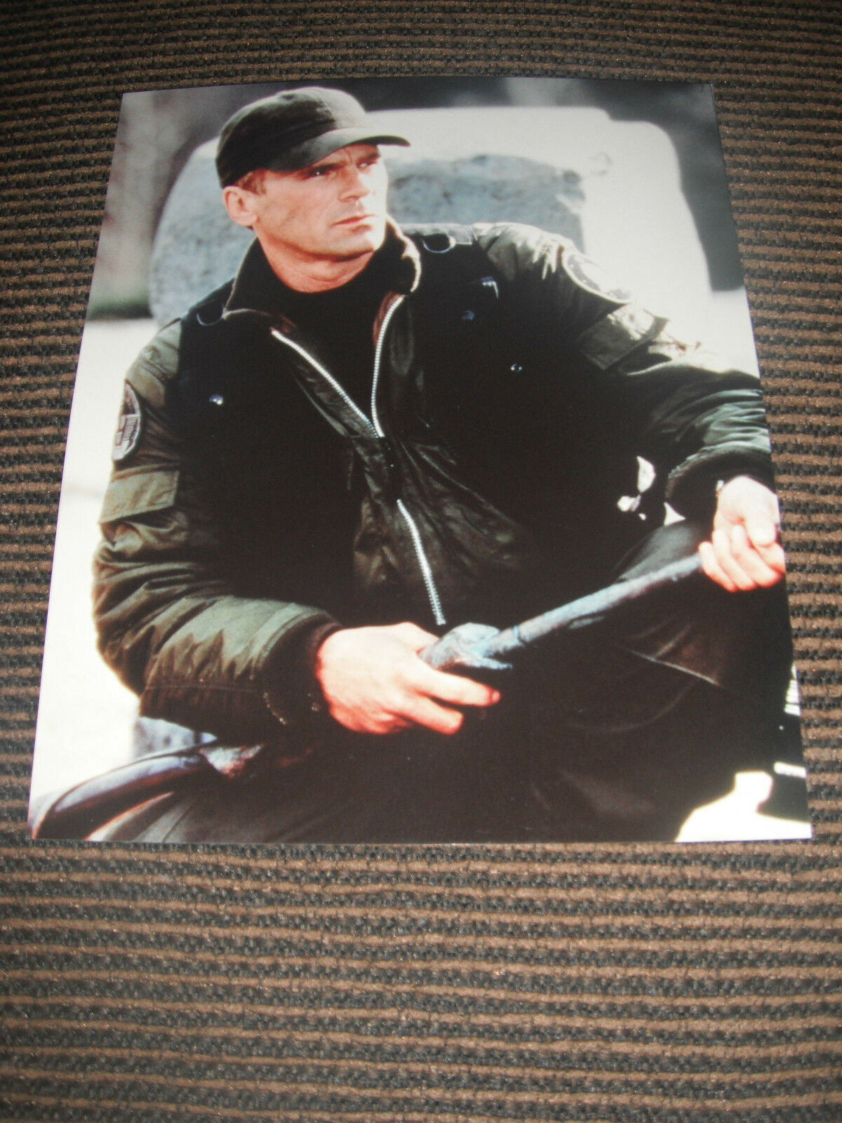 Richard Dean Anderson MacGyver Color 8x10 Promo Photo Picture | Autographia